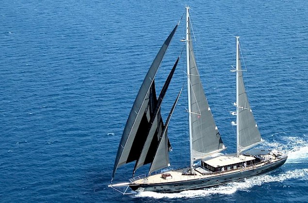 Charter | Hey Here is Navigo Yachts