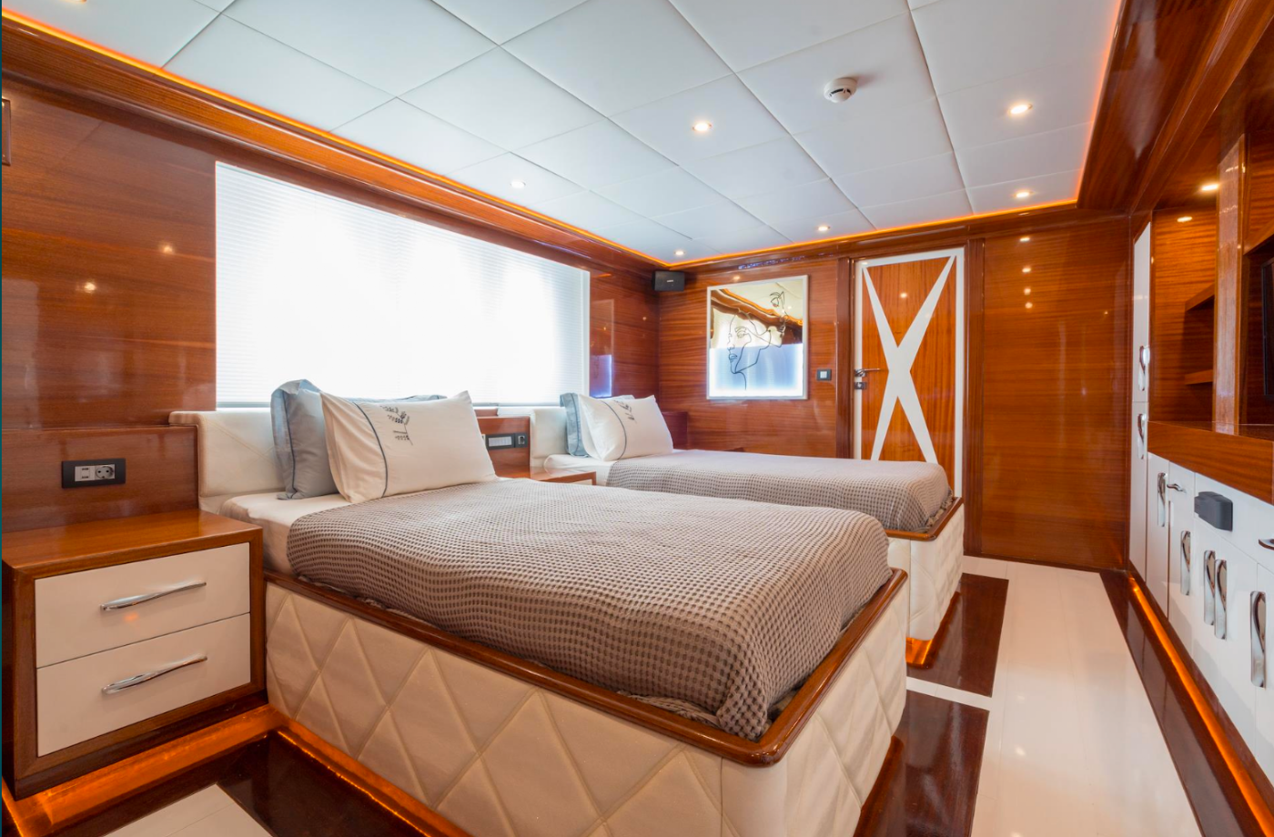 LONG ISLAND | Hey Here is Navigo Yachts