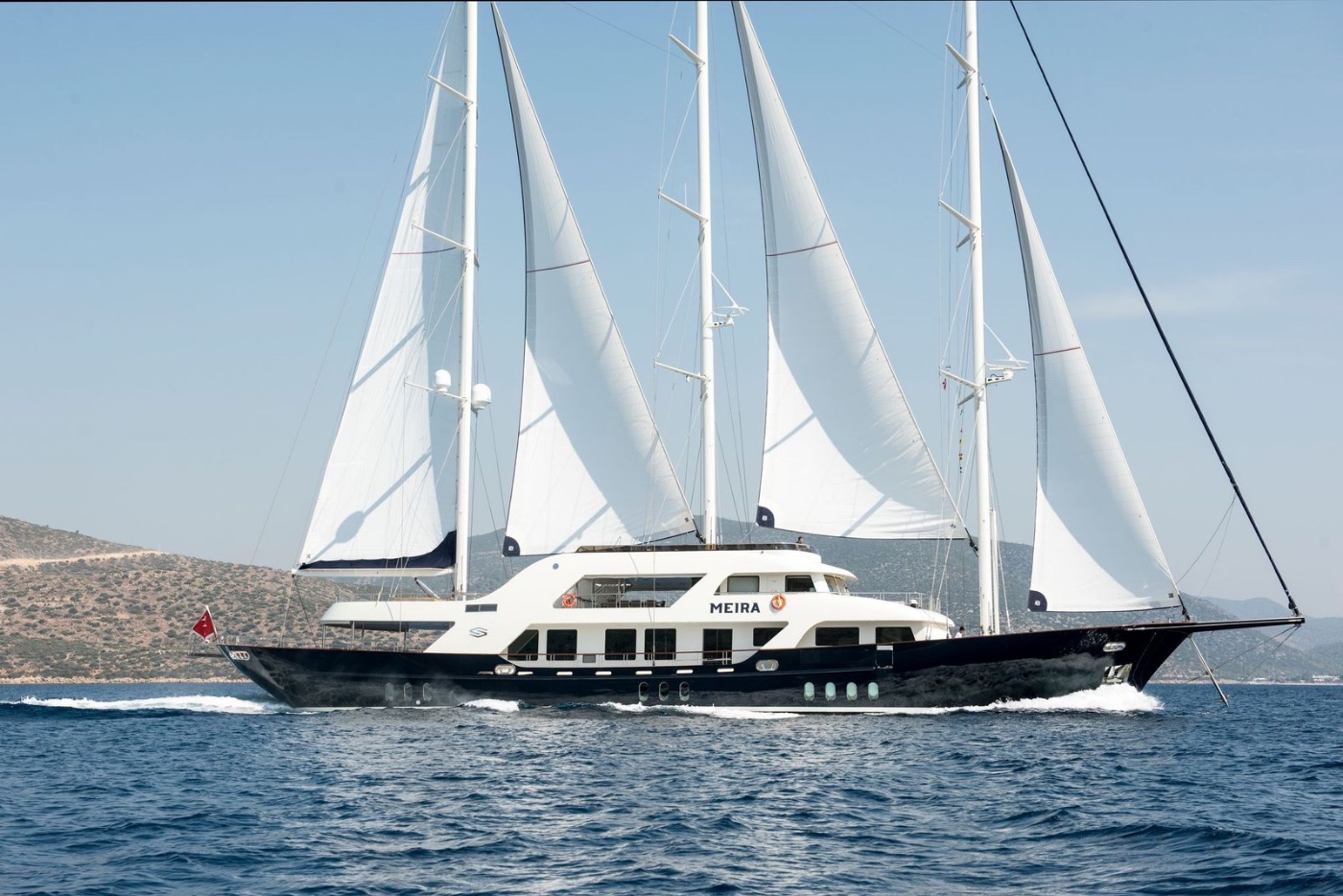 MEIRA | Hey Here is Navigo Yachts